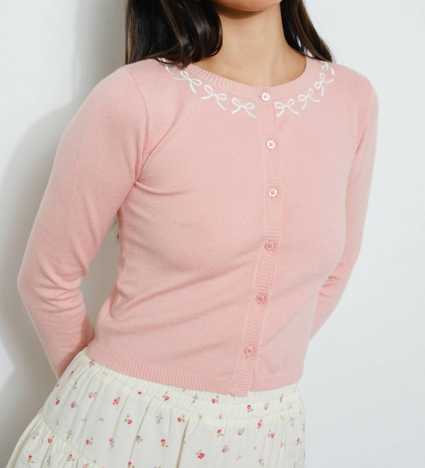 Pretty Garbage - Bow Embroidery Cardi – Snagged & Bagged