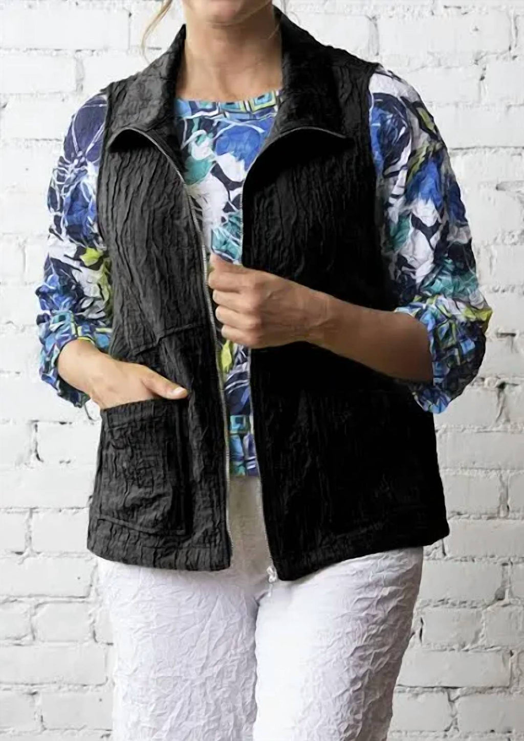 Olivia By Habitat - Plisse Voyager Vest – Snagged & Bagged