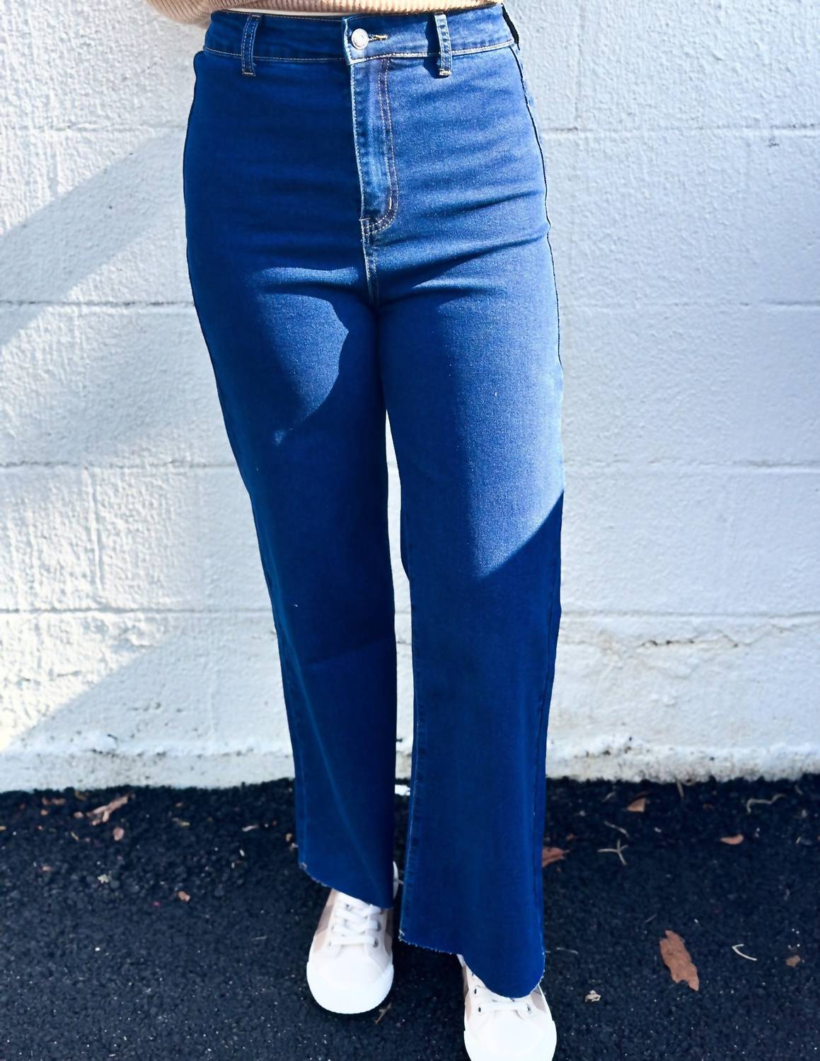 Anniewear - Free Falling Stretch Wide Leg Jean – Snagged & Bagged