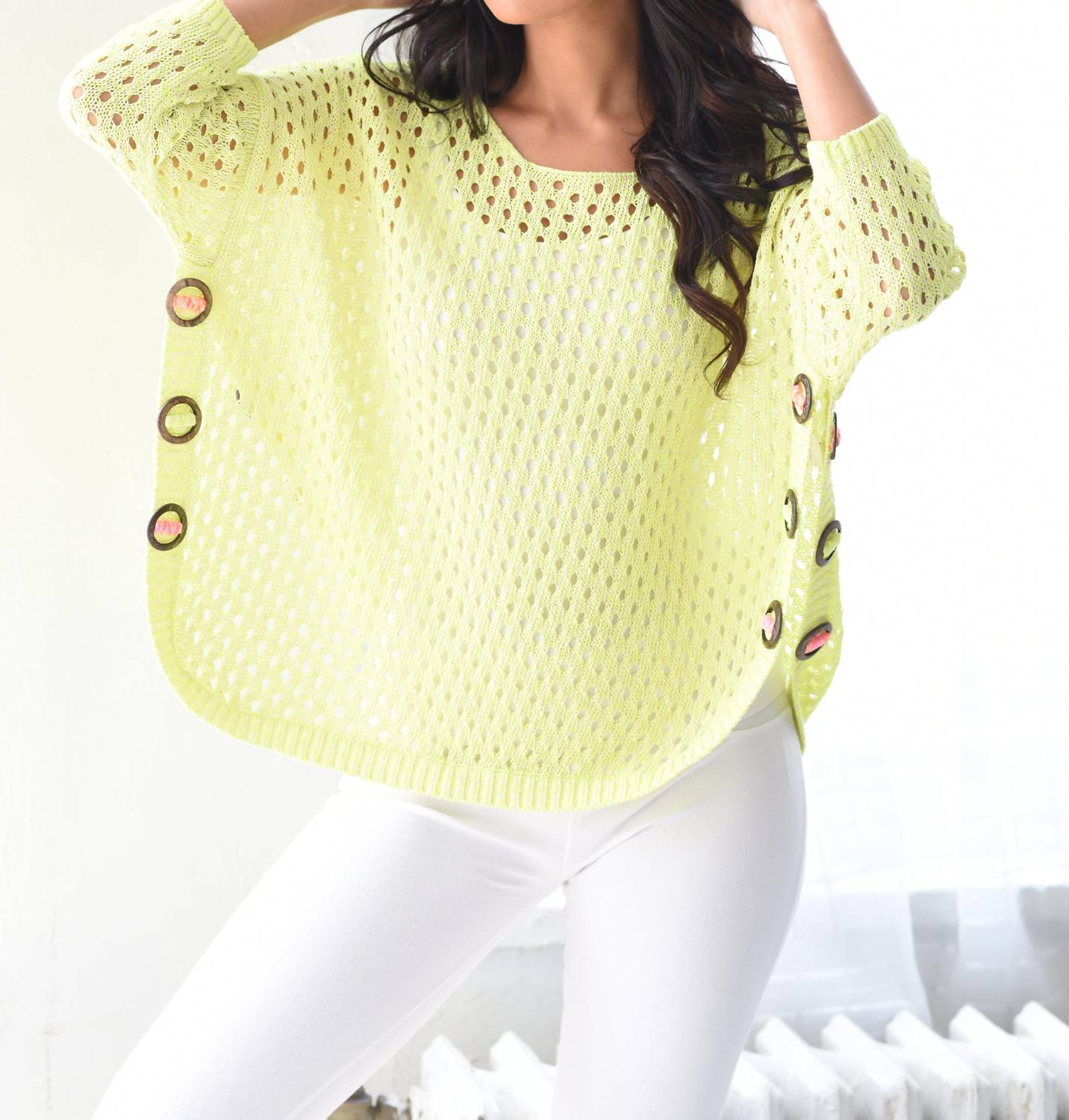 French Kyss - Aimee Wooden Button Poncho – Snagged & Bagged