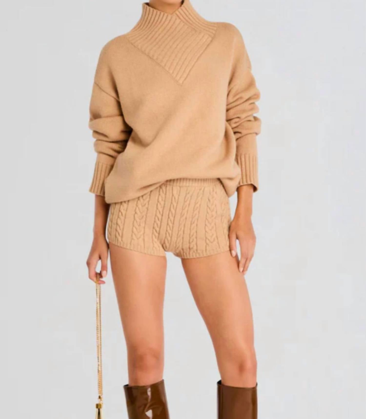 Ser.O.Ya - Molly Cable Knit Hot Short – Snagged & Bagged