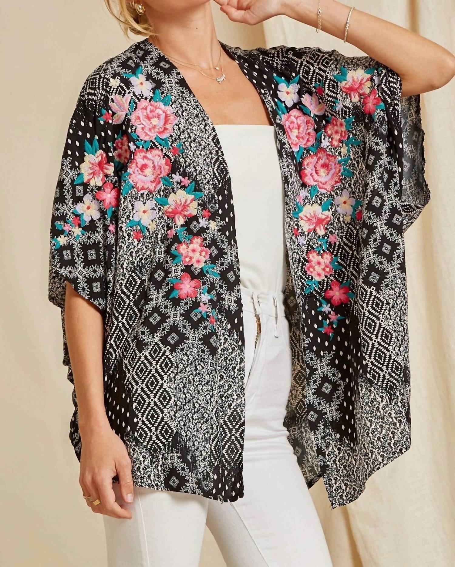 Andree By Unit - Floral Embroidered Kimono Jacket – Snagged & Bagged
