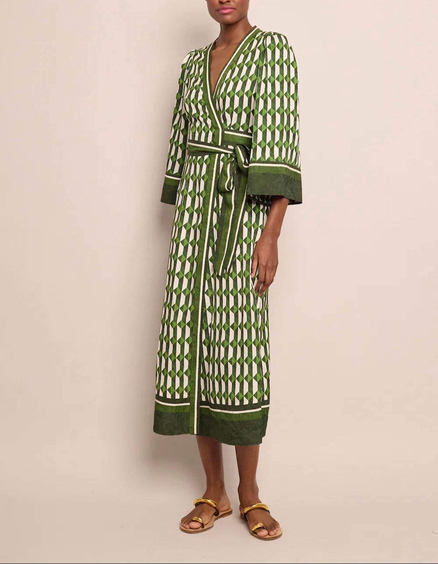 Cara Cara - Le Tile Woodford Midi Dress – Snagged & Bagged