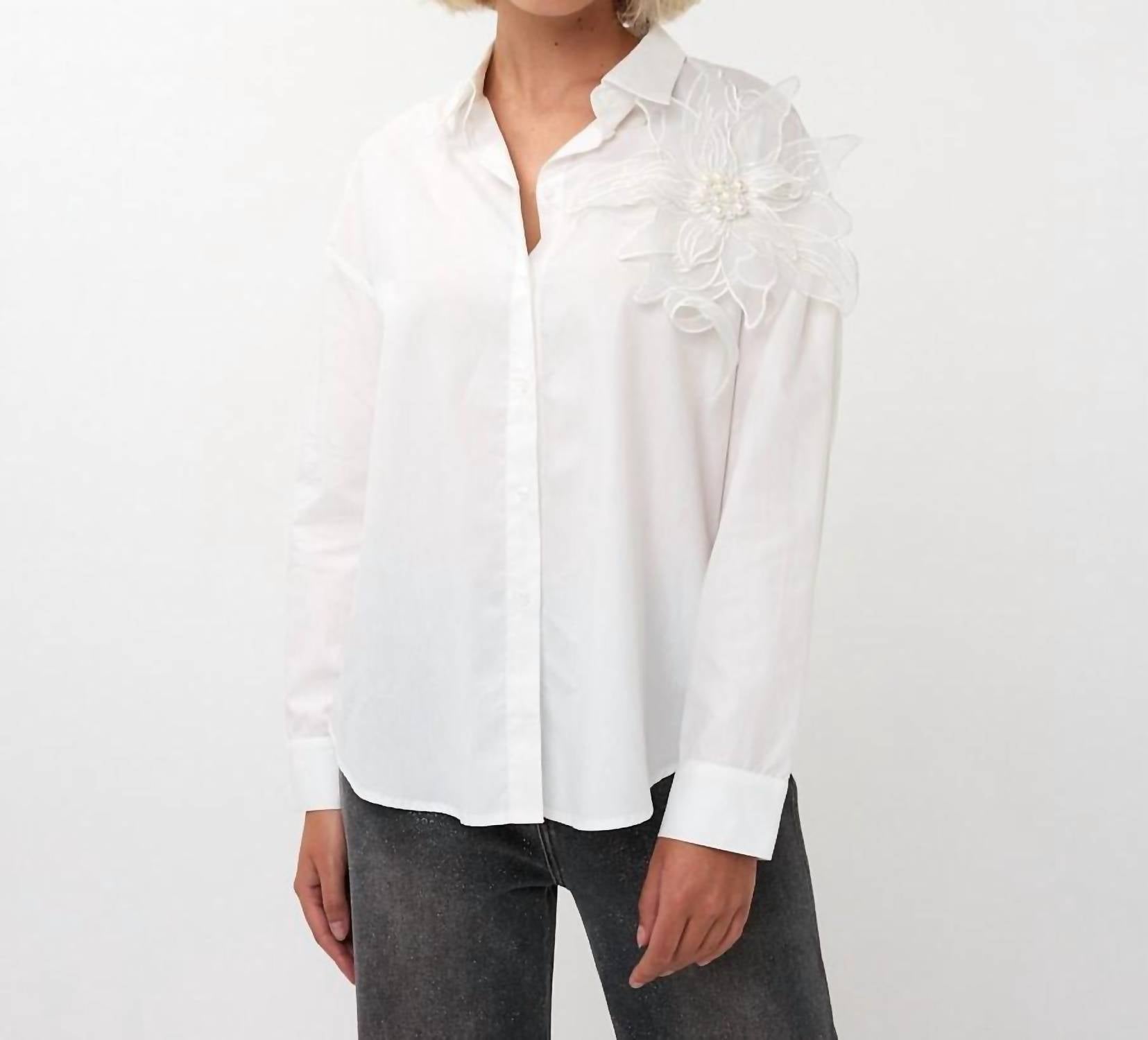 Esqualo - Big Flower Button Up Blouse – Snagged & Bagged