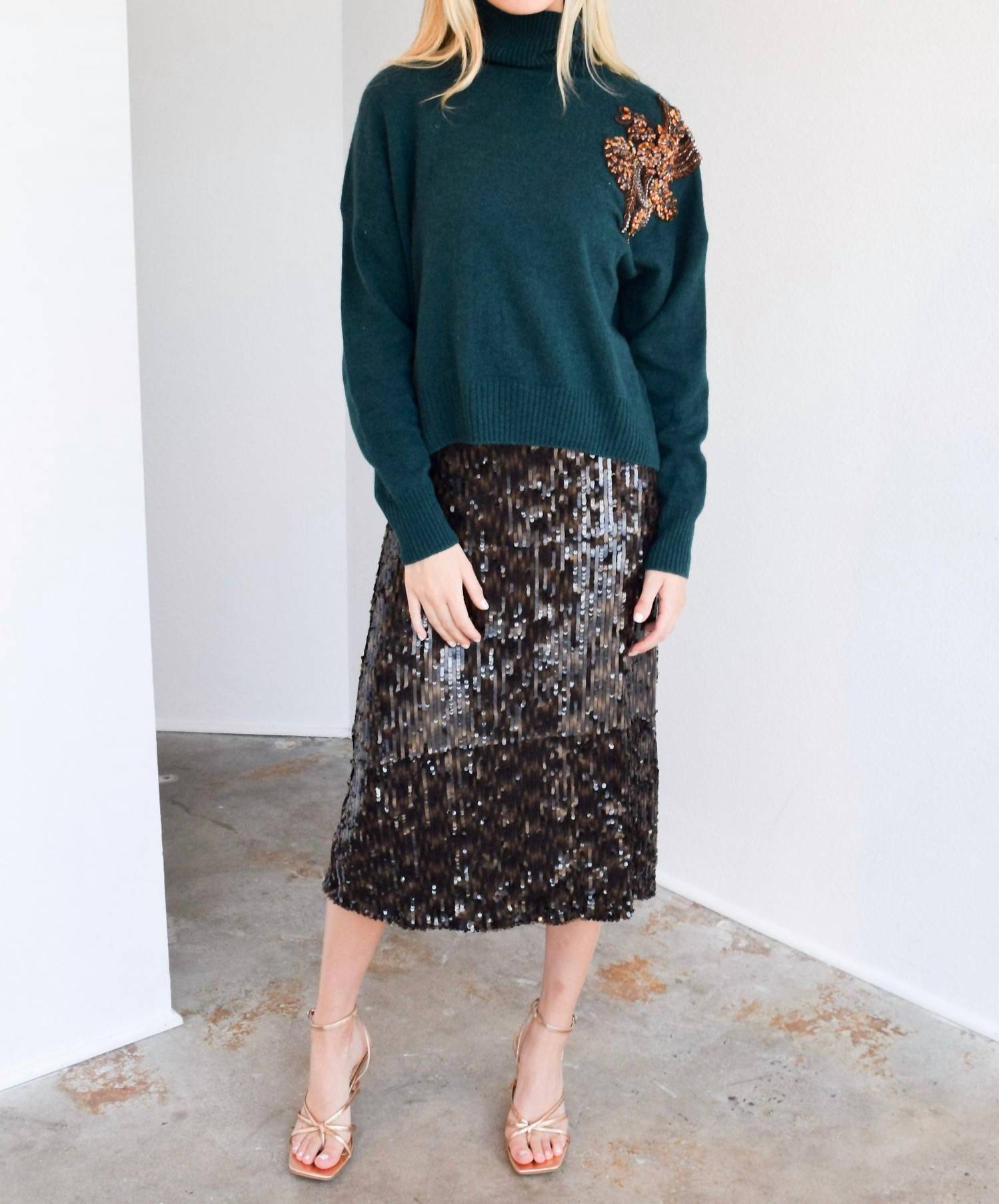 Never A Wallflower - Daisy Sequin Skirt – Snagged & Bagged