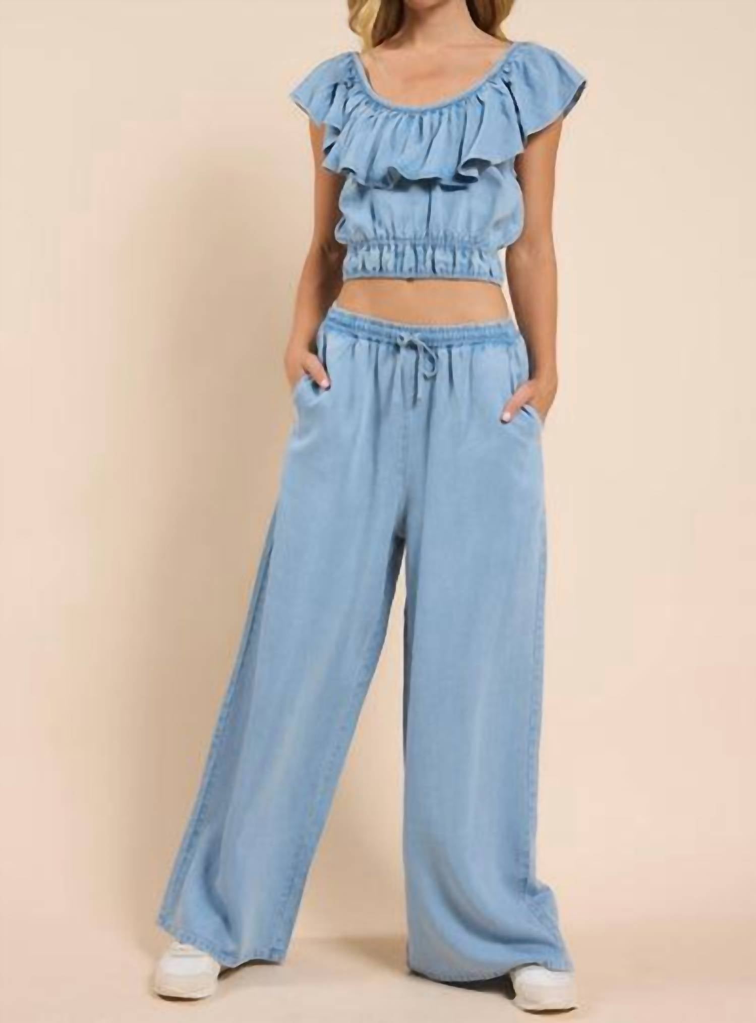 Sadie & Sage - Robin Ruffle Neckline Top – Snagged & Bagged