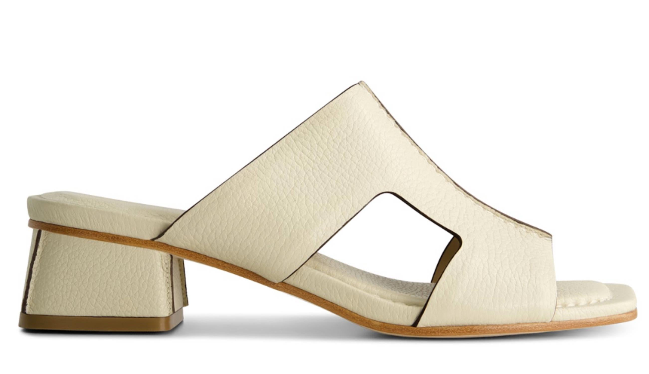 Bernardo - Women's Jewel Tumbled Sandal – Snagged & Bagged