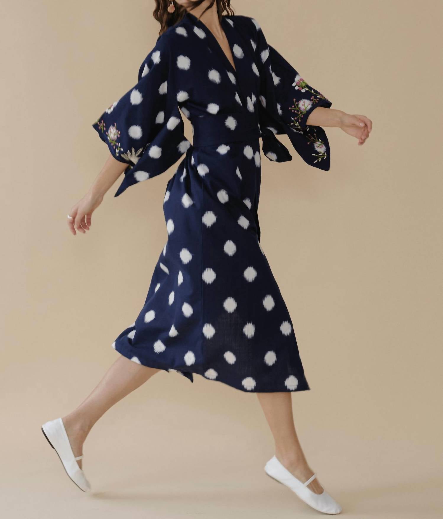 Guadalupe Design - Anisa V-neck Kimono – Snagged & Bagged