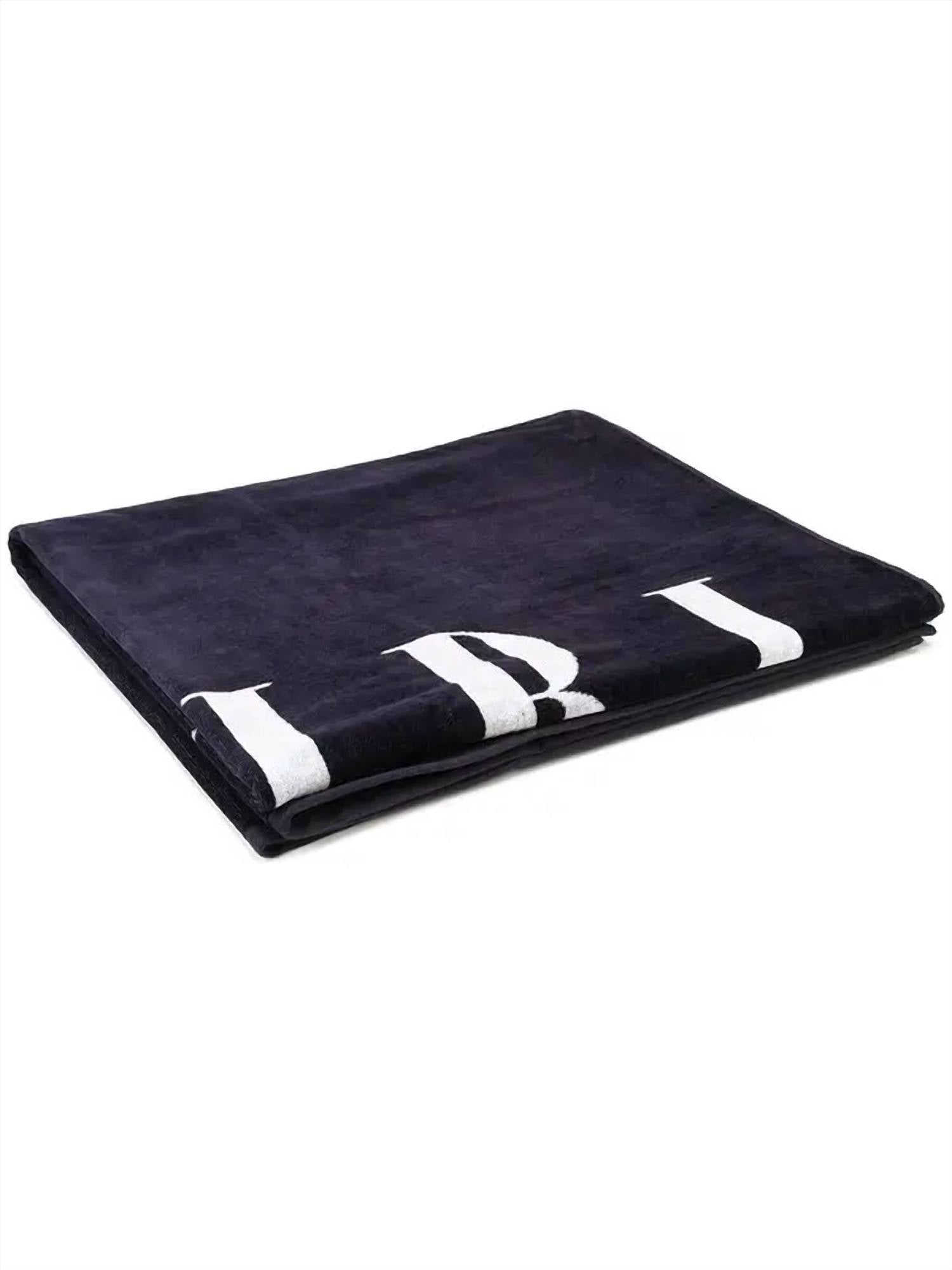 Amiri - Small Logo Towel – Snagged & Bagged