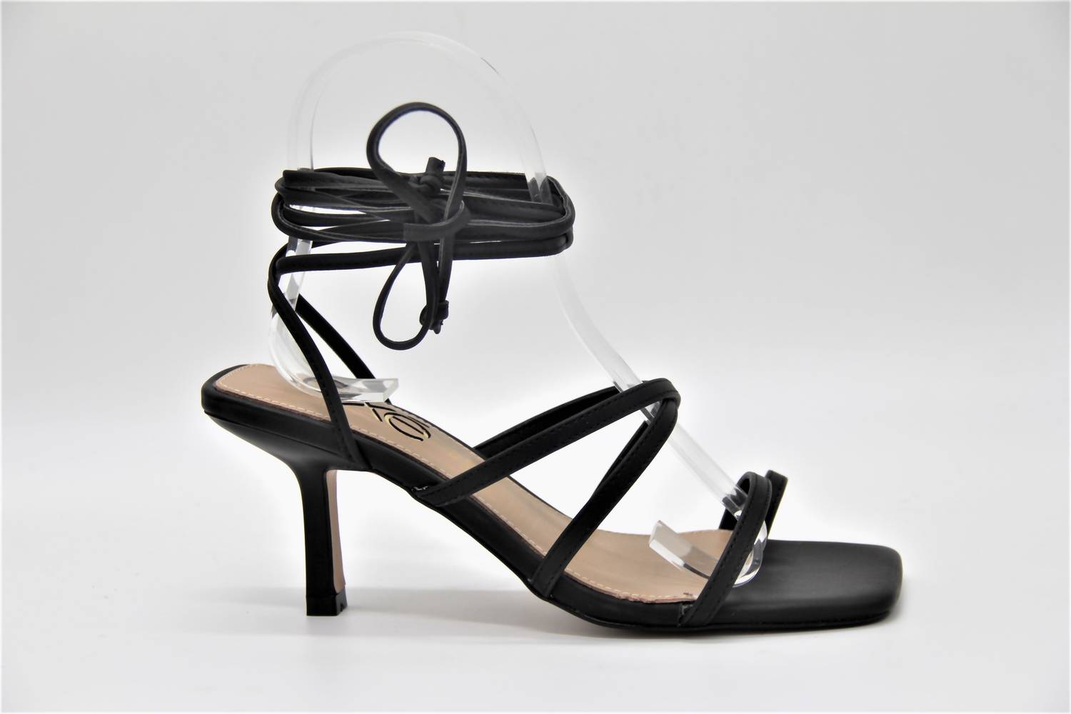 Exe - Women's Cindy 672 Low Heel Strap Sandal – Snagged & Bagged