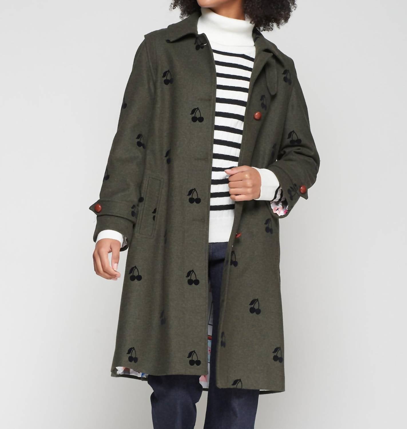Vilagallo - Cherry Print Coat – Snagged & Bagged