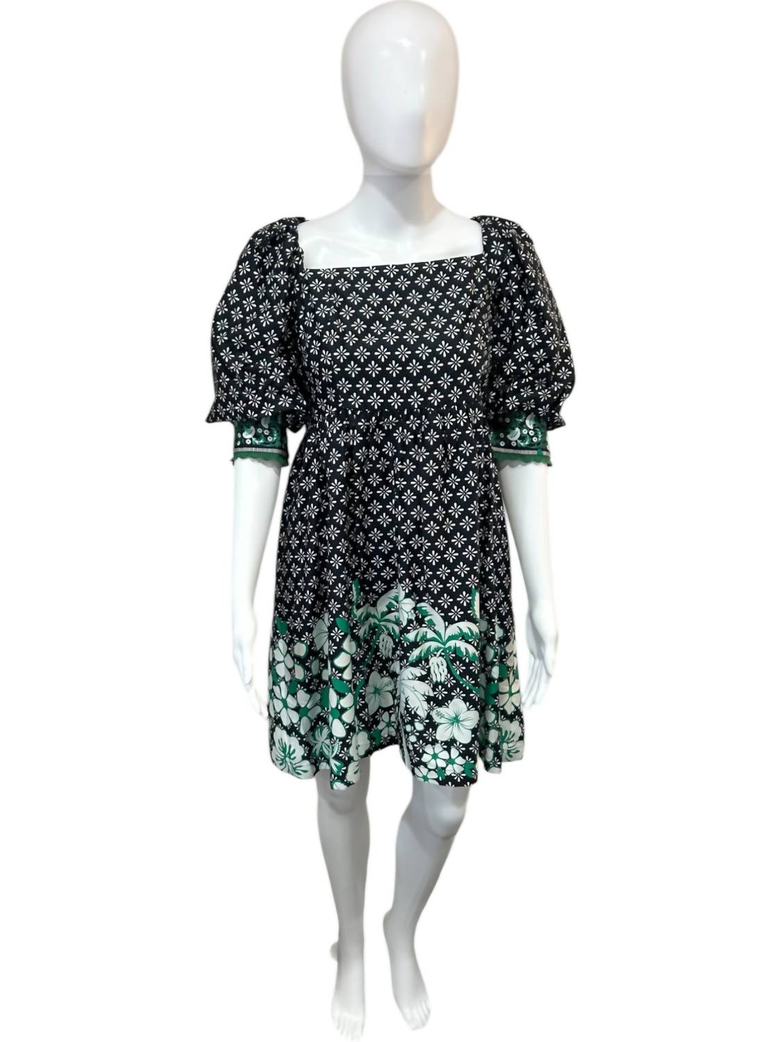 Emily Lovelock - Women's Veronica Dress – Snagged & Bagged