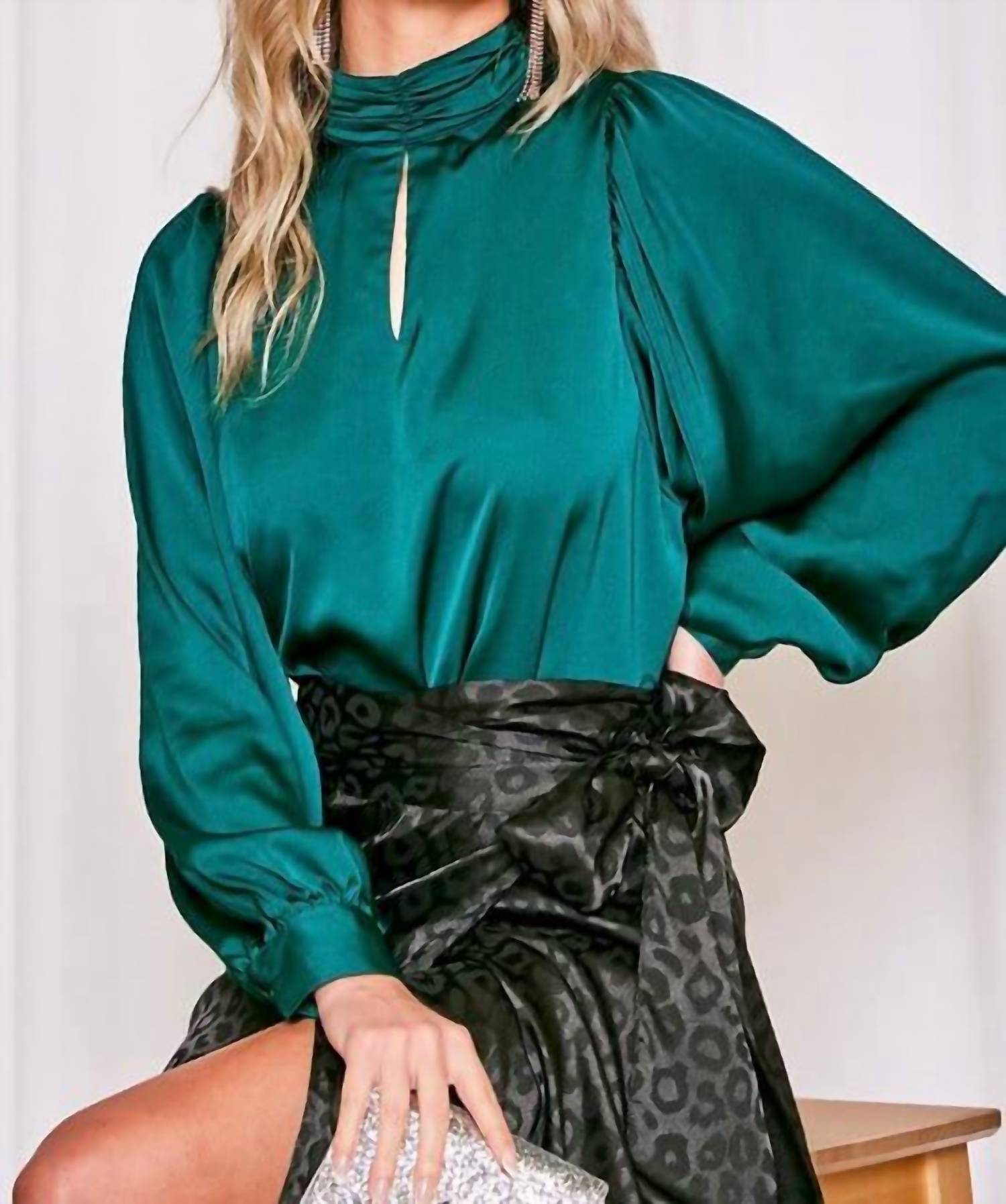 Vine & Love - Meredith Mock Neck Long Sleeve Blouse – Snagged & Bagged
